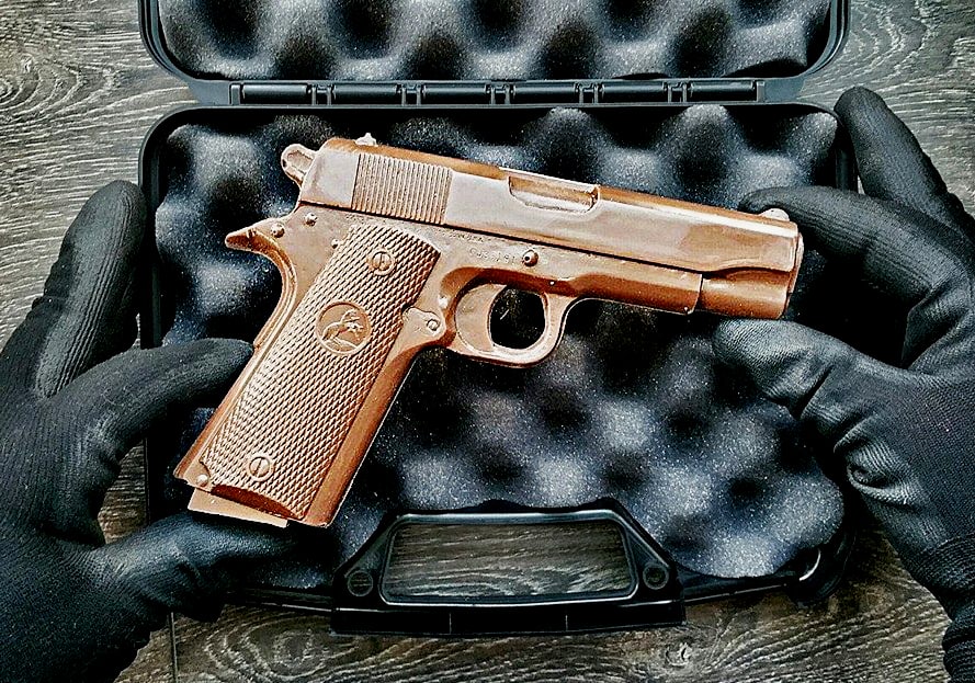 Chocolate Weapons Solid Milk Chocolate 1911 Handgun – NoveltyStreet